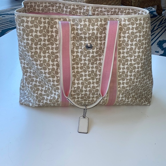Coach | Bags | Coach Xl Beige Pink Signature Weekend Tote Last Call ...